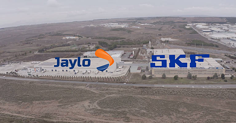 Fonctionnement 24h/24 et 7j/7 pour les AGV Toyota chez Jaylo et SKF